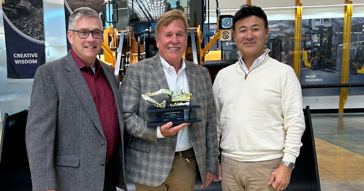 STATE MACHINERY CELEBRATES 30 YEARS | HD Hyundai Construction Equipment